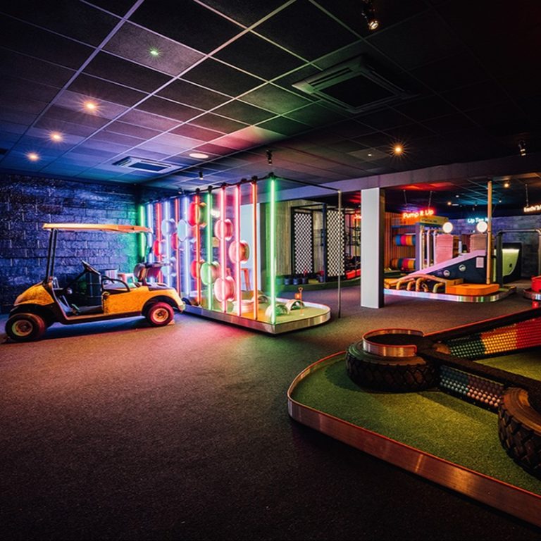 London Docklands Crazy Golf for Ages 5+ | Family Fun
